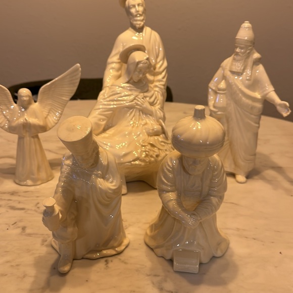 Holiday | Ceramic Nativity Set Jesus Mary Joseph Three Wise Men Angel ...